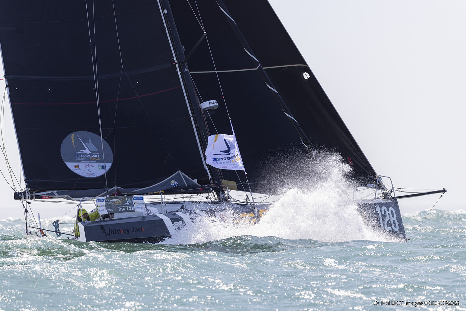 Retirement of the Class40 Visit Valle d'Aosta - CIC NORMANDY CHANNEL RACE